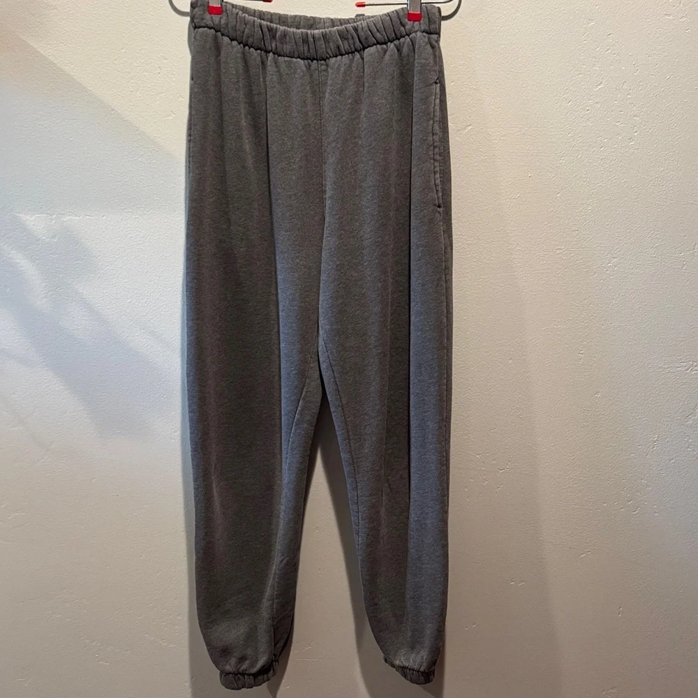 Brandy Melville | Pants & Jumpsuits | Brandy Melville Grey Elastic ...